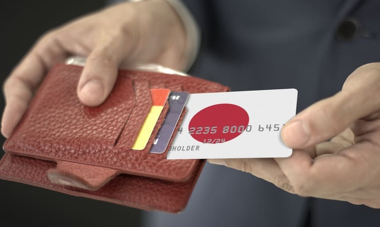 Top Credit Cards for Quick Financial Assistance for Seniors in 2024 ...