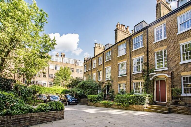 Discover Spacious Two-Bedroom Apartments in England - Ask-Albert